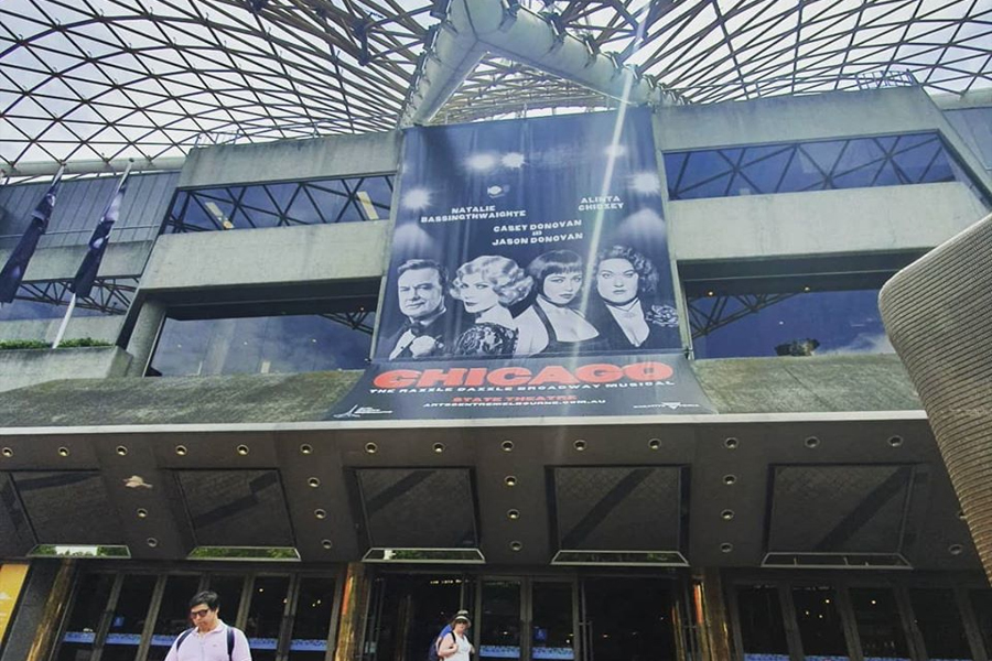 Matinee Theatre - Tour Local